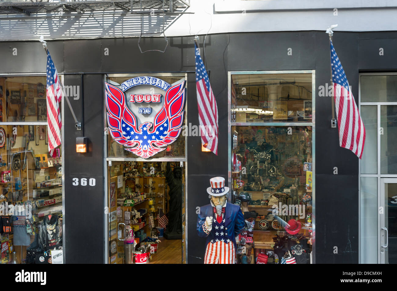 American Souvenir Shop Stock Photo - Alamy