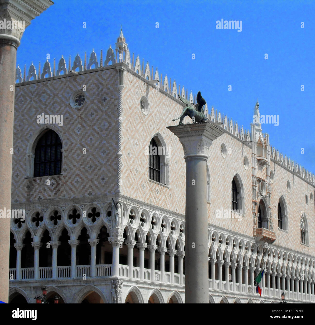 Detail of the Doge's Palace exterior, Venice. Built in Venetian Gothic ...