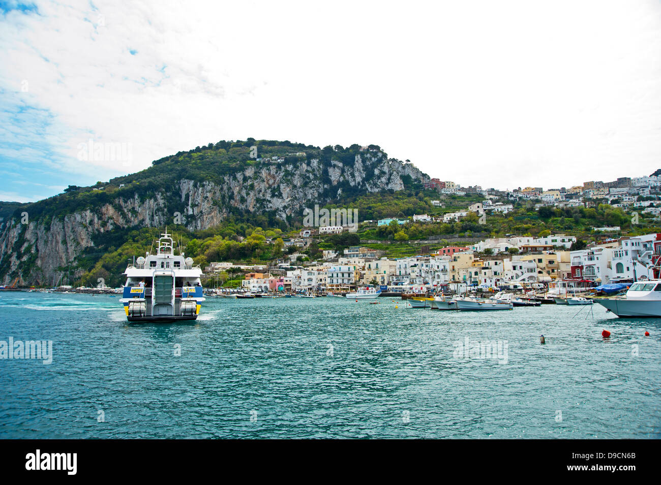 Buildings in capri hi-res stock photography and images - Alamy