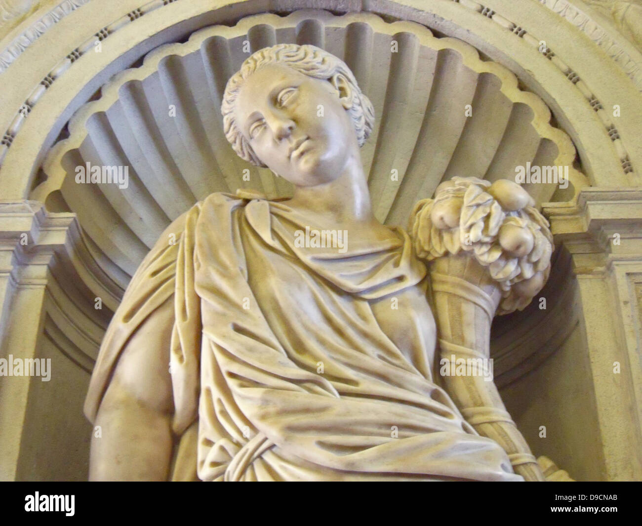 Detail of the Doge's Palace Courtyard, Venice. Built in Venetian Gothic ...