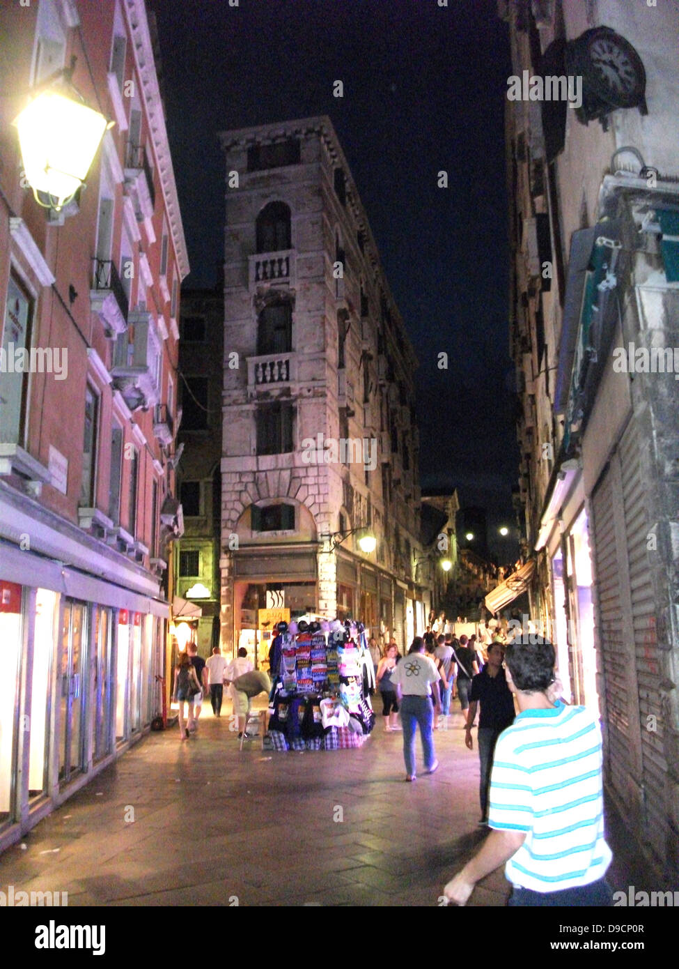 The Rialto Bridge (Italian: Ponte di Rialto) is one of the four bridges ...