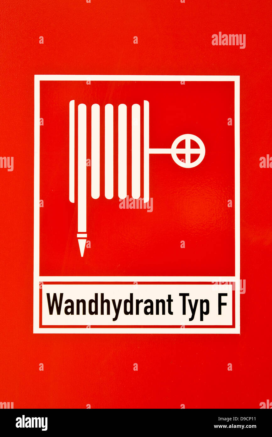 Fire hydrant sign hi-res stock photography and images - Alamy