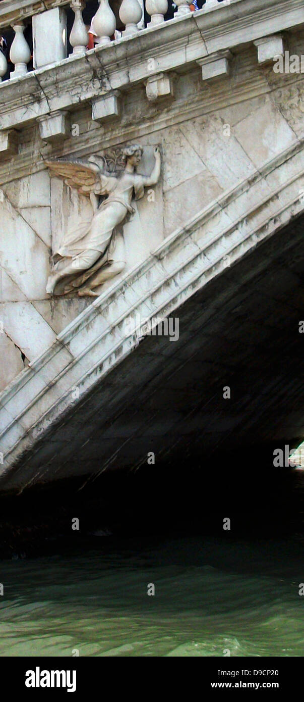 The Rialto Bridge (Italian: Ponte di Rialto) is one of the four bridges ...