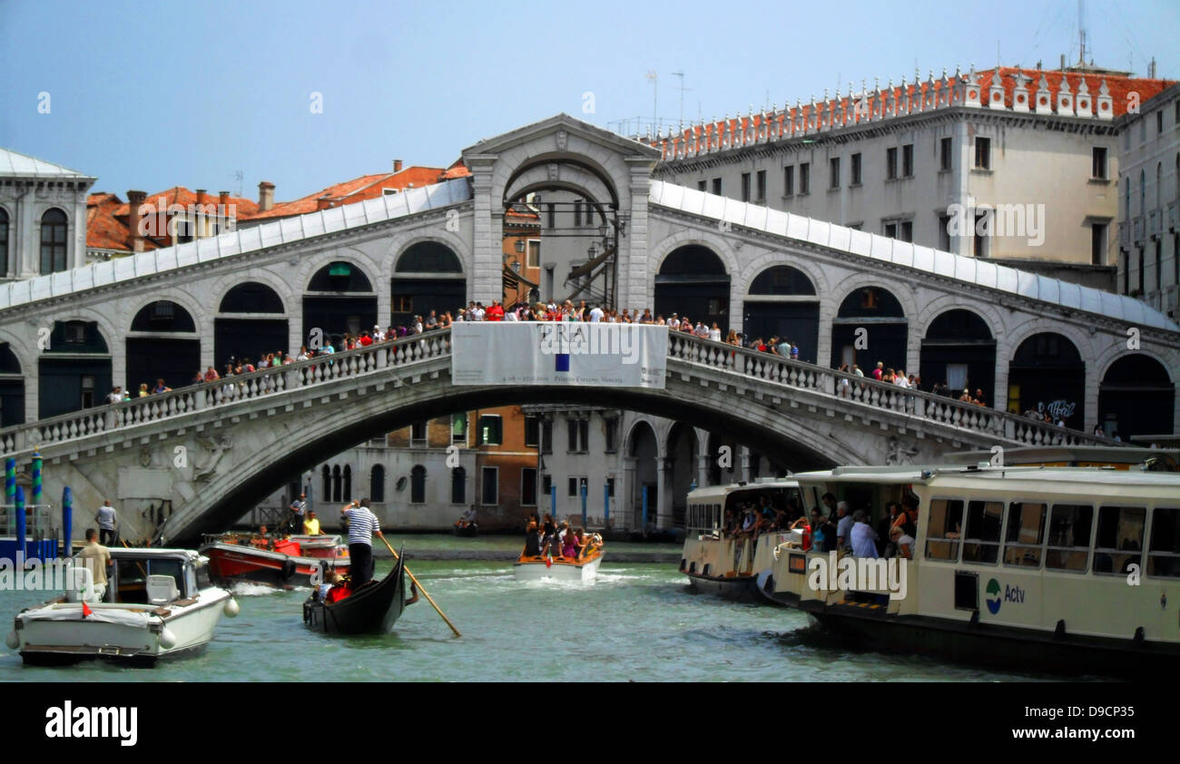 The Rialto Bridge (Italian: Ponte di Rialto) is one of the four bridges ...