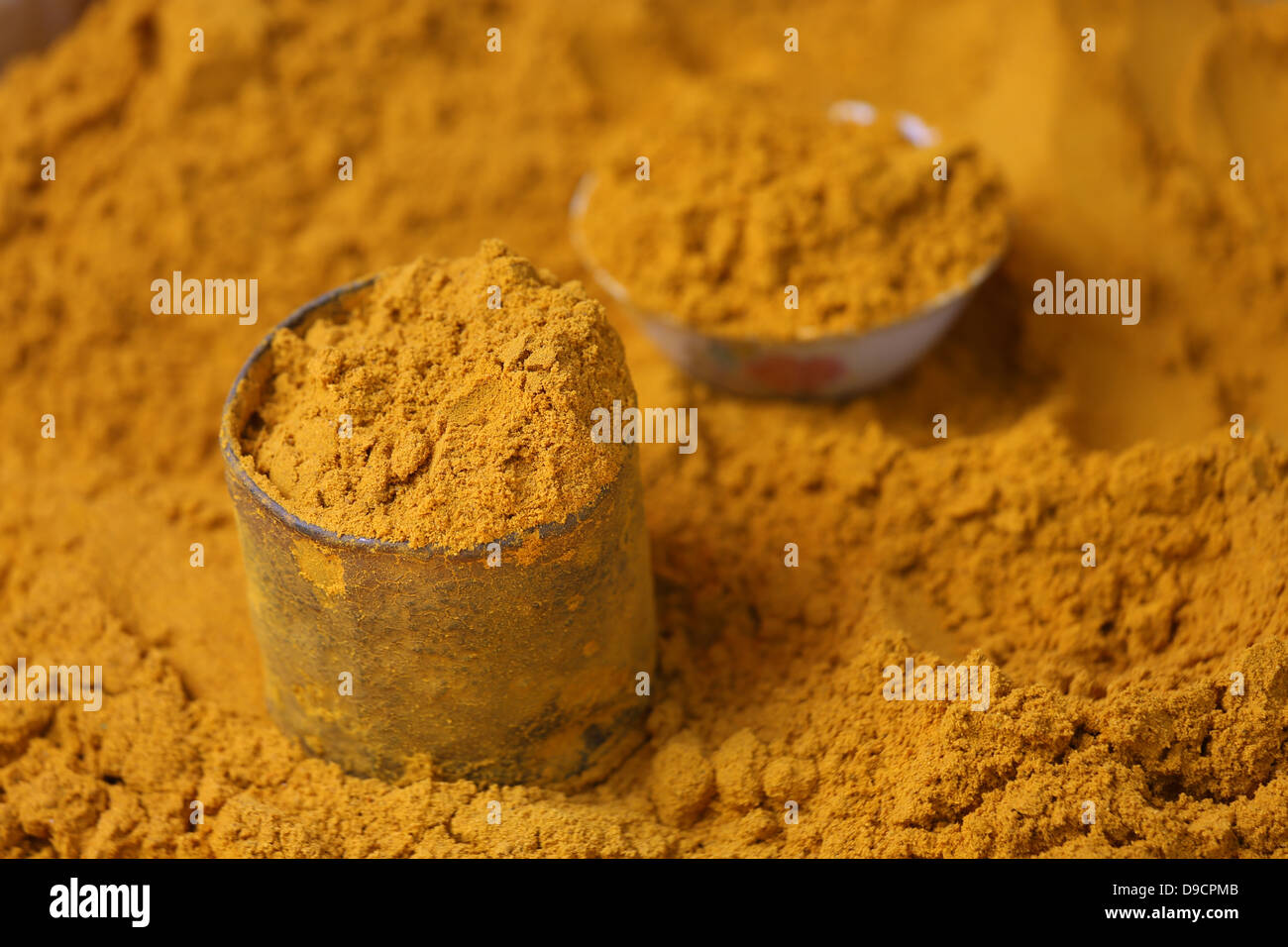 Tumeric spice hi-res stock photography and images - Alamy