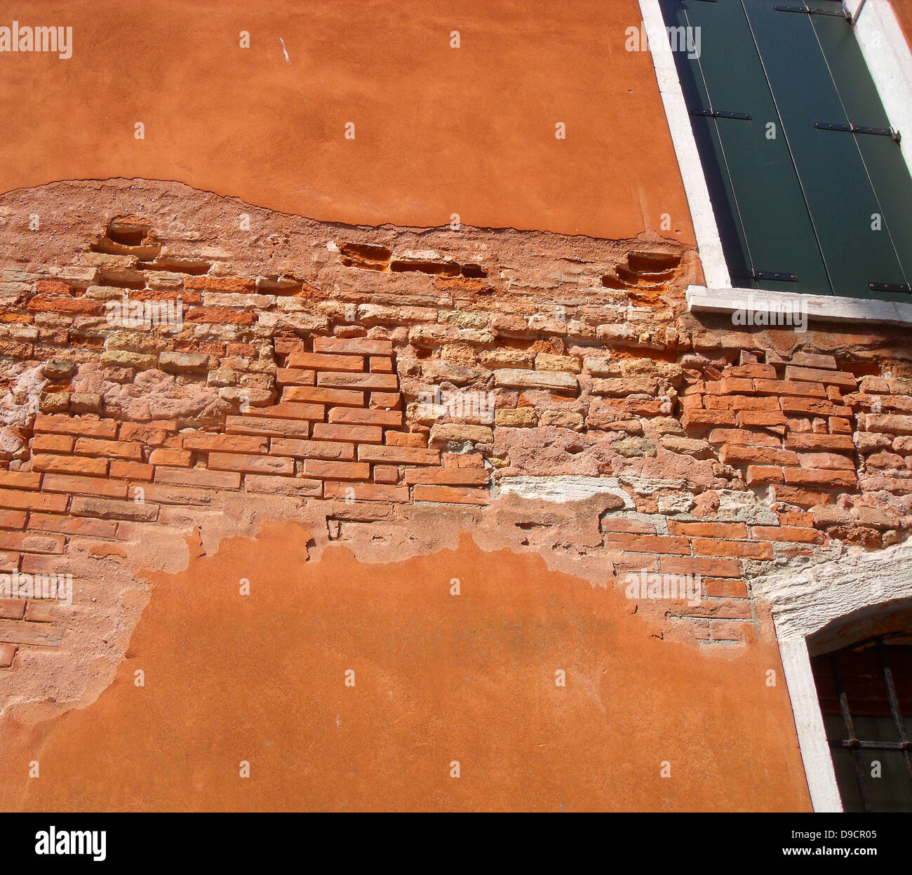 Facade of a building. Venice, Italy Stock Photo - Alamy