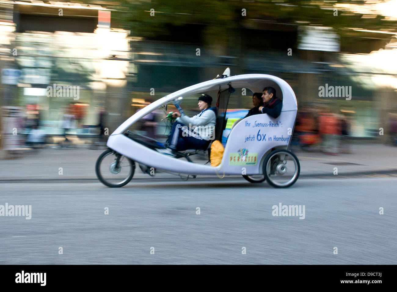 Ricksha taxi hi-res stock photography and images - Alamy