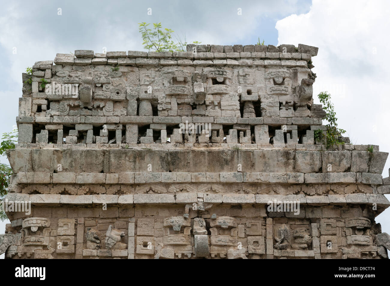 Mayan ruins at Chichen Itza - Yucatan Peninsula, Mexico Stock Photo - Alamy