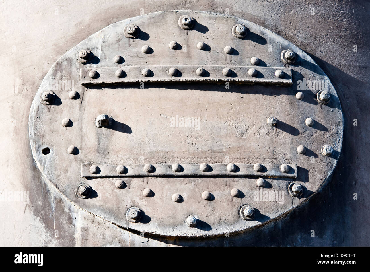Old kettle hi-res stock photography and images - Alamy