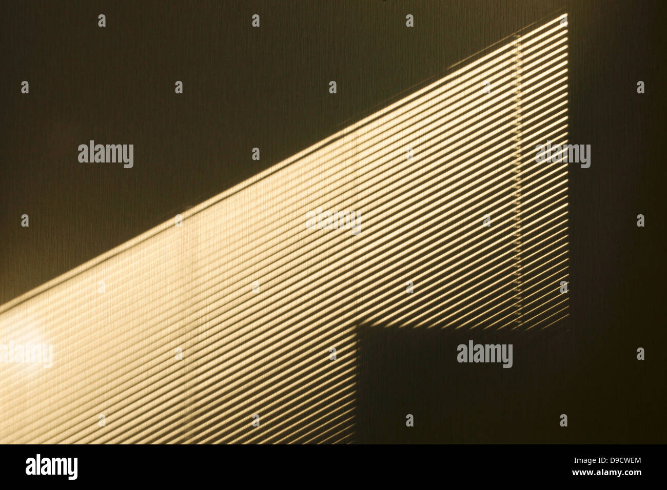 Light and shade pattern hi-res stock photography and images - Alamy