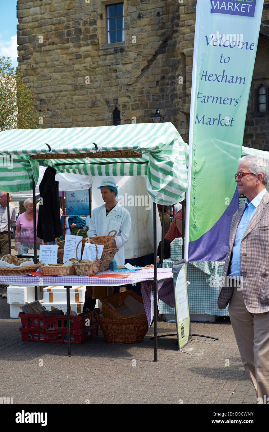 Hexham farmers market Stock Photo - Alamy