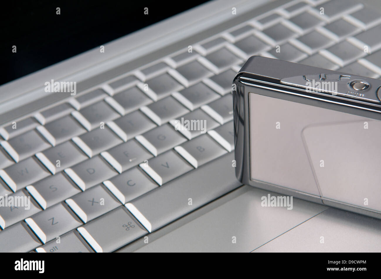 Apple laptop photos hi-res stock photography and images - Alamy