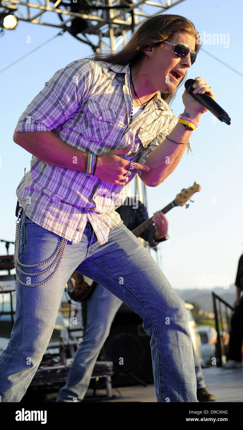 Jason Michael Carroll High Resolution Stock Photography and Images - Alamy