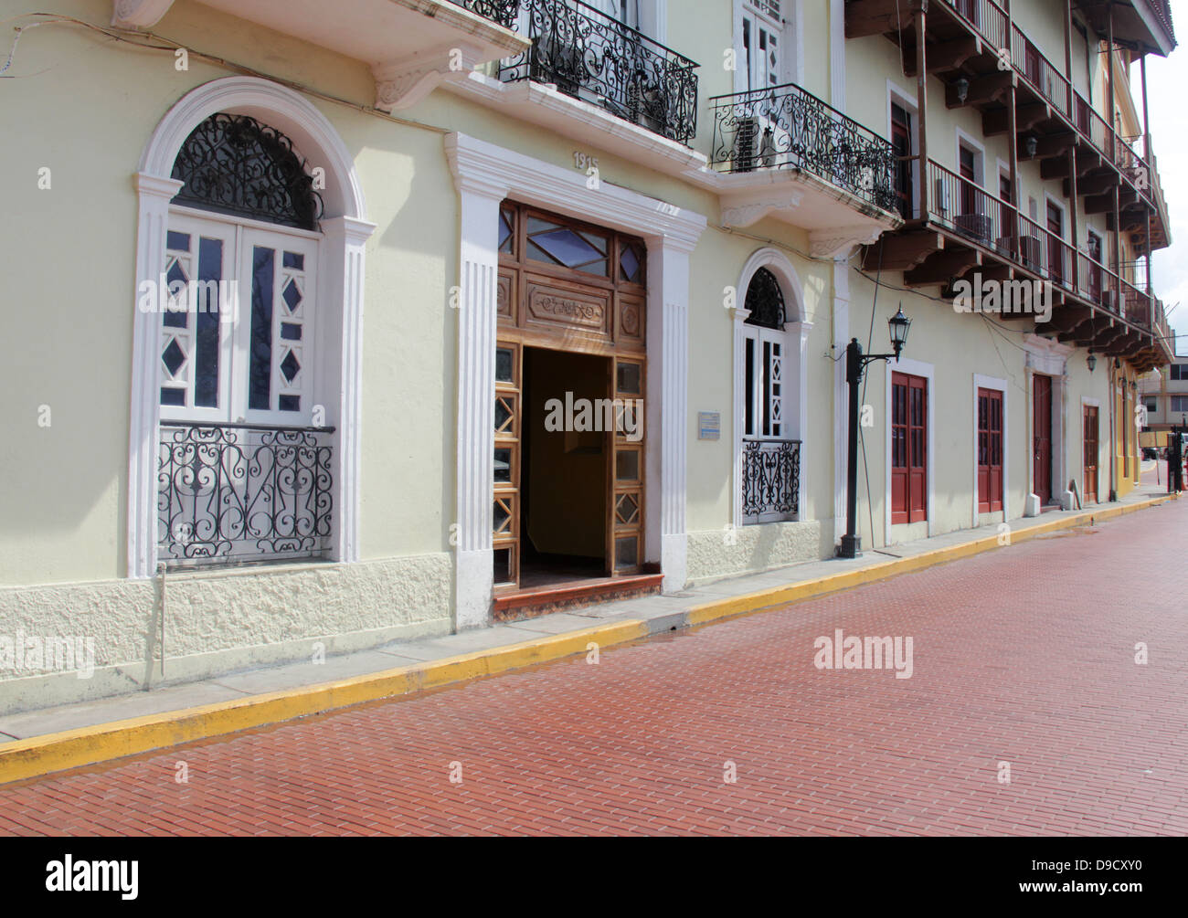 Avenida Eloy Alfaro buildings, Casco Antiguo, Panama Stock Photo - Alamy