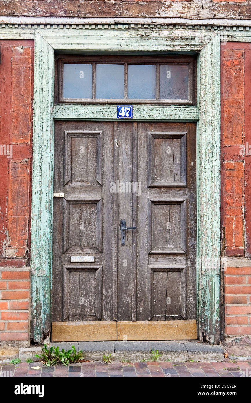 Old front hi-res stock photography and images - Alamy