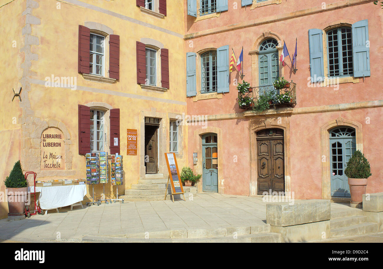 Rousillon village Provence Vaucluse France Stock Photo - Alamy