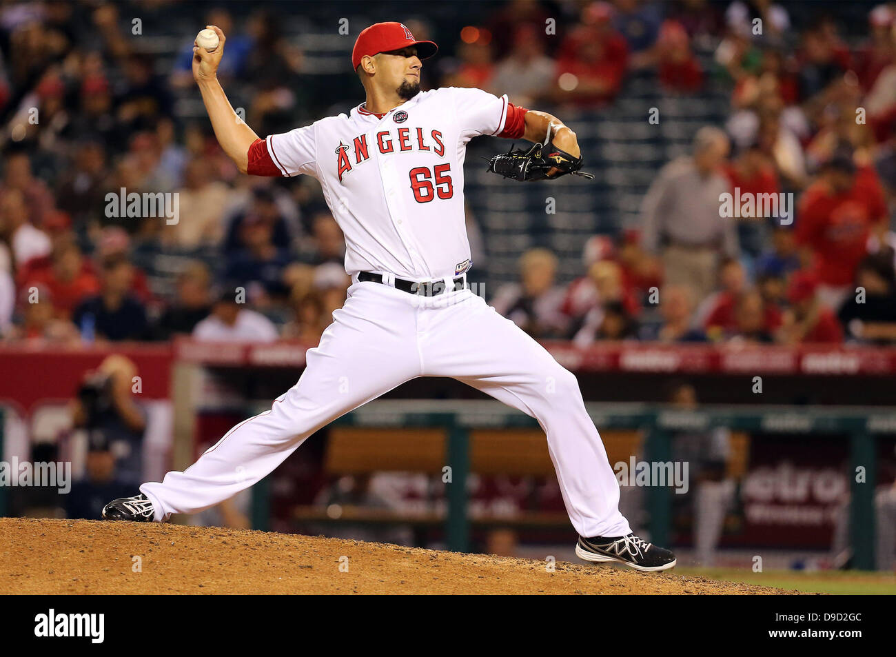 Angel stadium de anaheim hi-res stock photography and images - Alamy