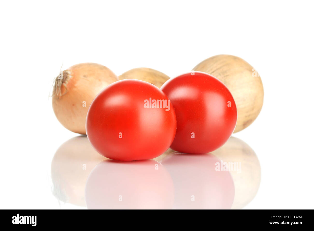 Red onions tomatoes hi-res stock photography and images - Alamy
