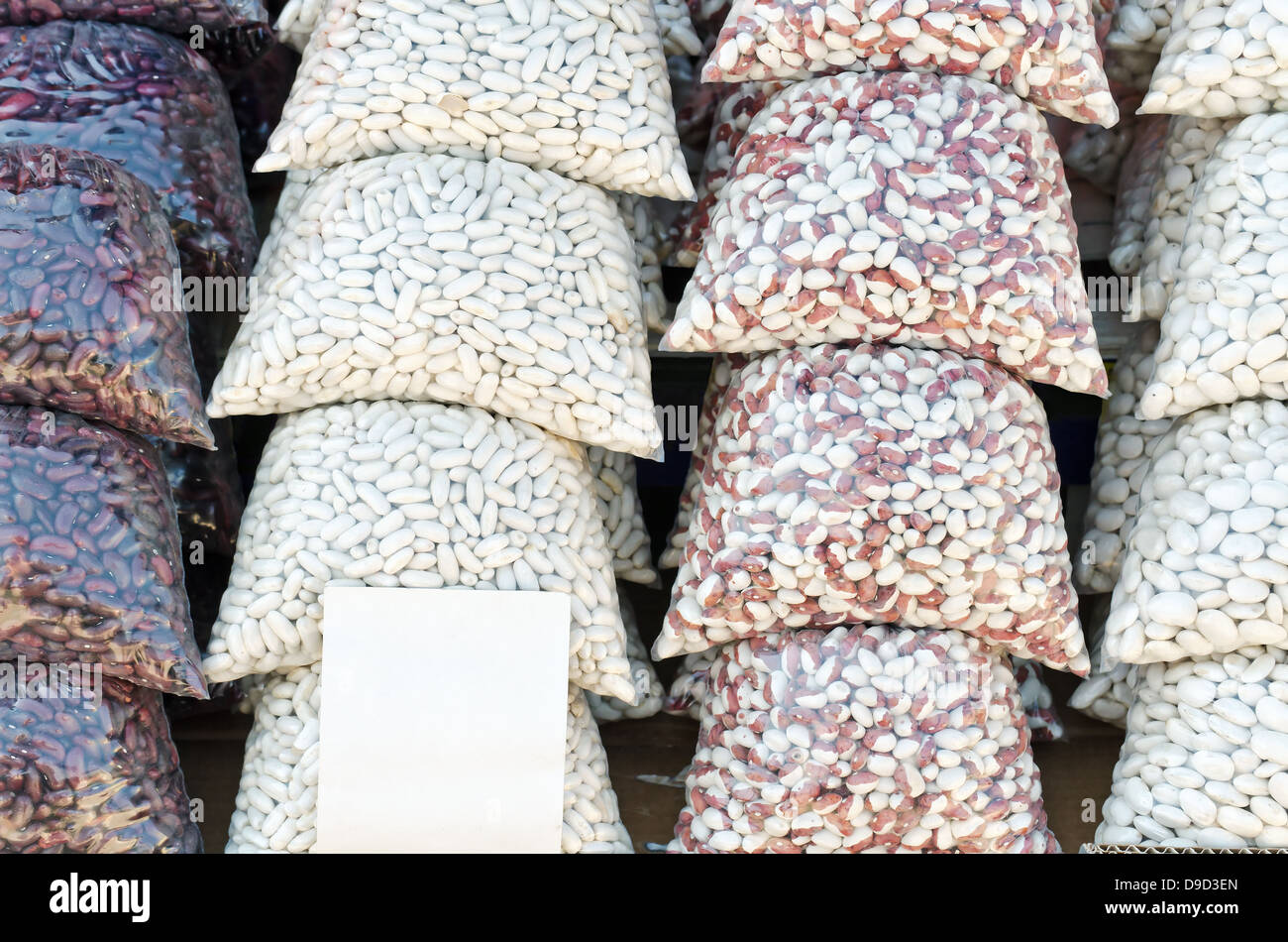 Varieties of beans packed hi-res stock photography and images - Alamy