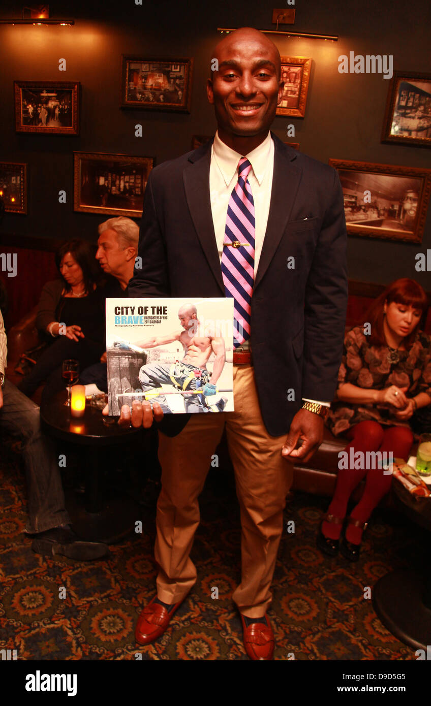 Michael Jimenez of Ladder 33 NYC's Bravest at Merchants Cigar Lounge ...