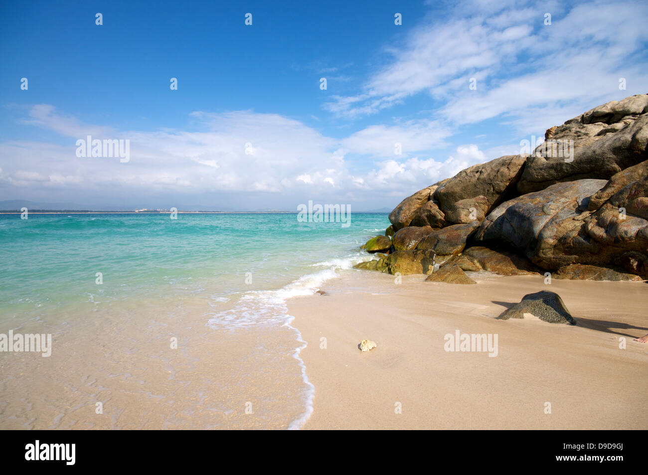 Beautiful tropical beach cliffs Stock Photo - Alamy