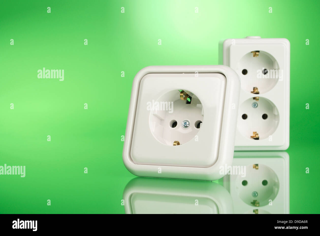 Outlet socket hi-res stock photography and images - Alamy