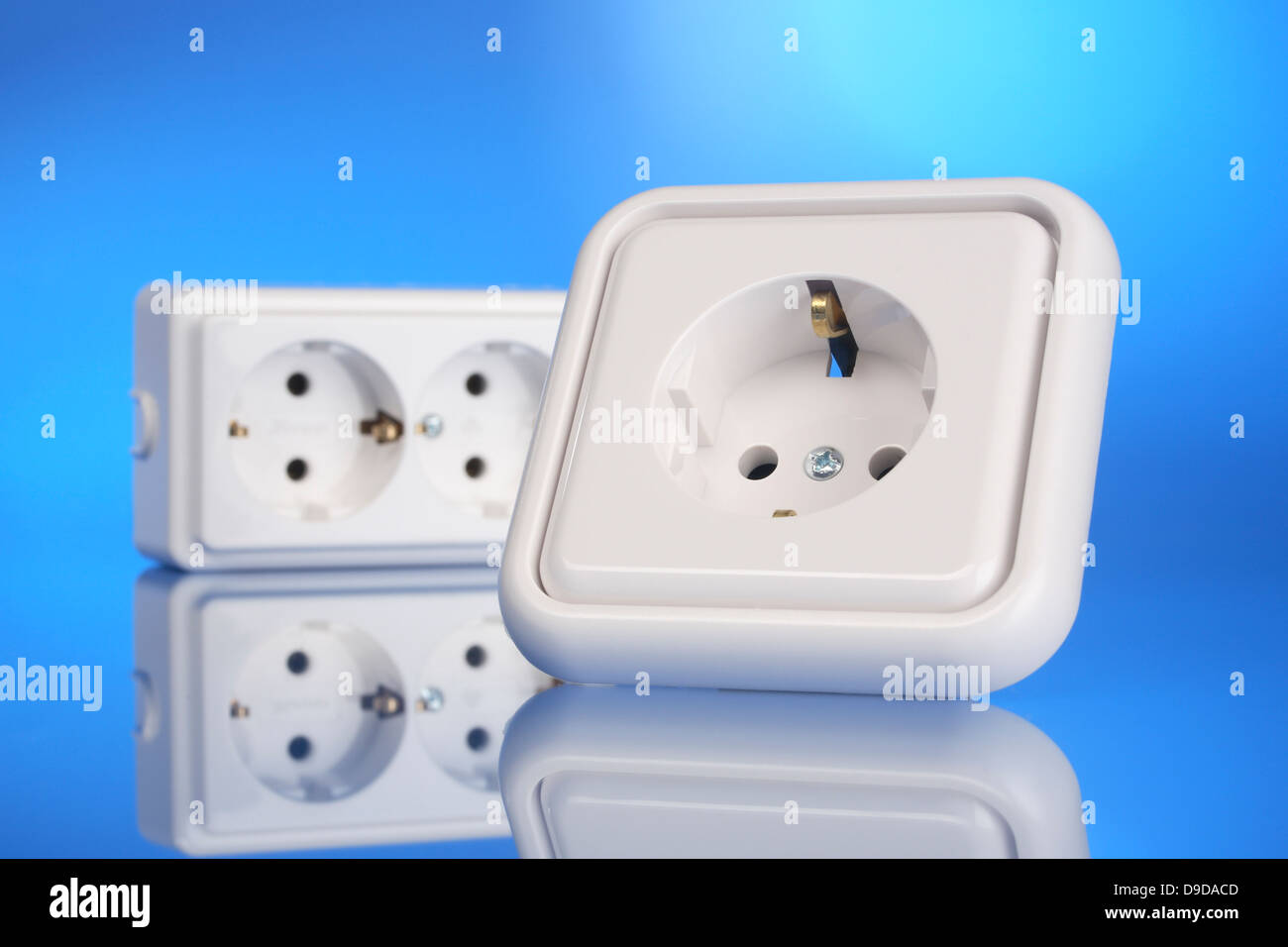 Outlet socket hi-res stock photography and images - Alamy