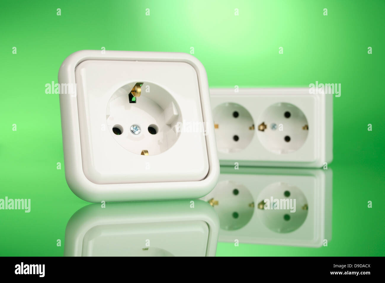 Outlet socket hi-res stock photography and images - Alamy