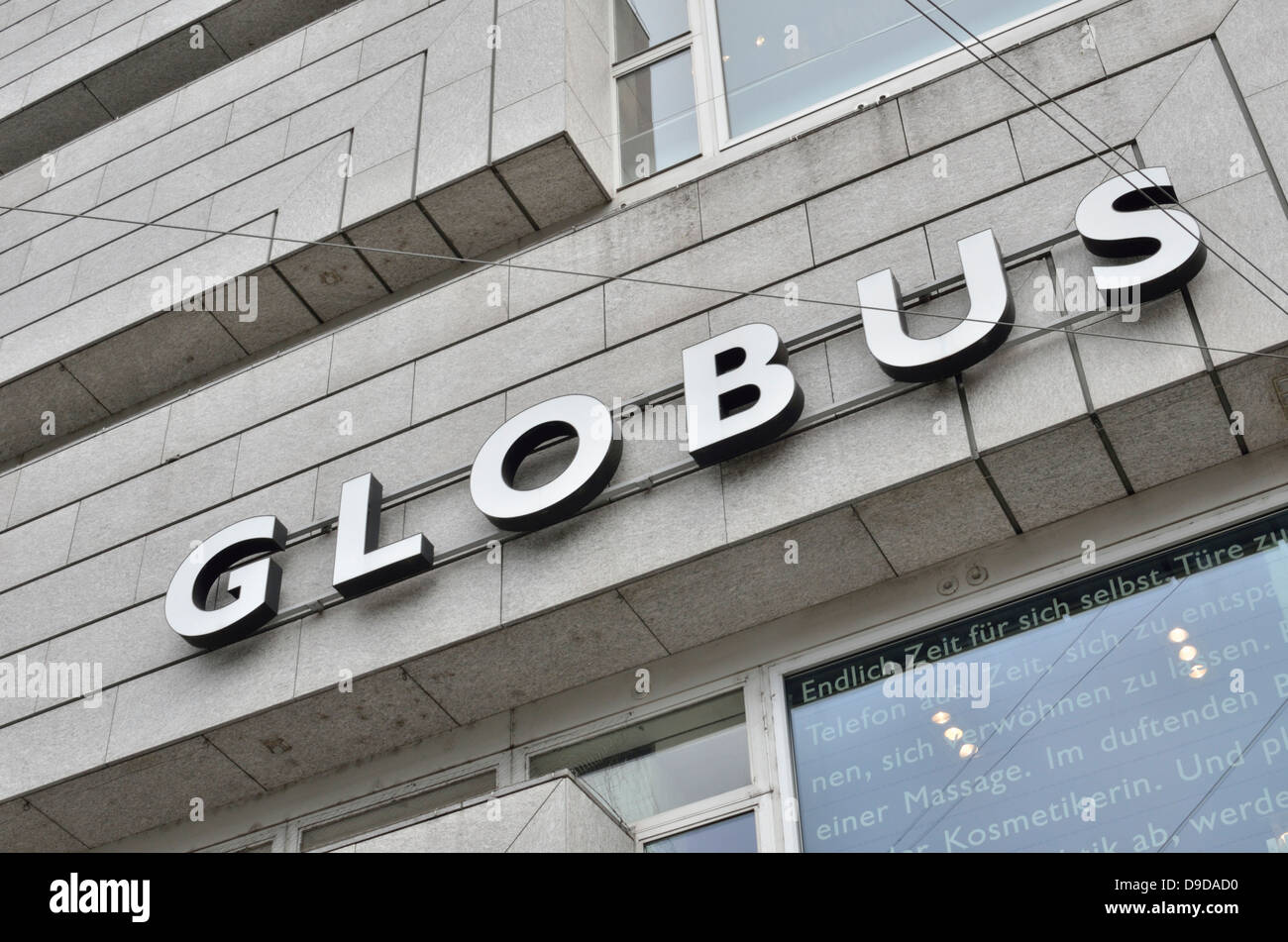 Globus sign hi-res stock photography and images - Alamy