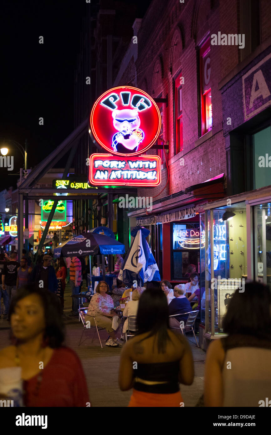 Beale Street at night, Memphis, Tennessee Stock Photo - Alamy