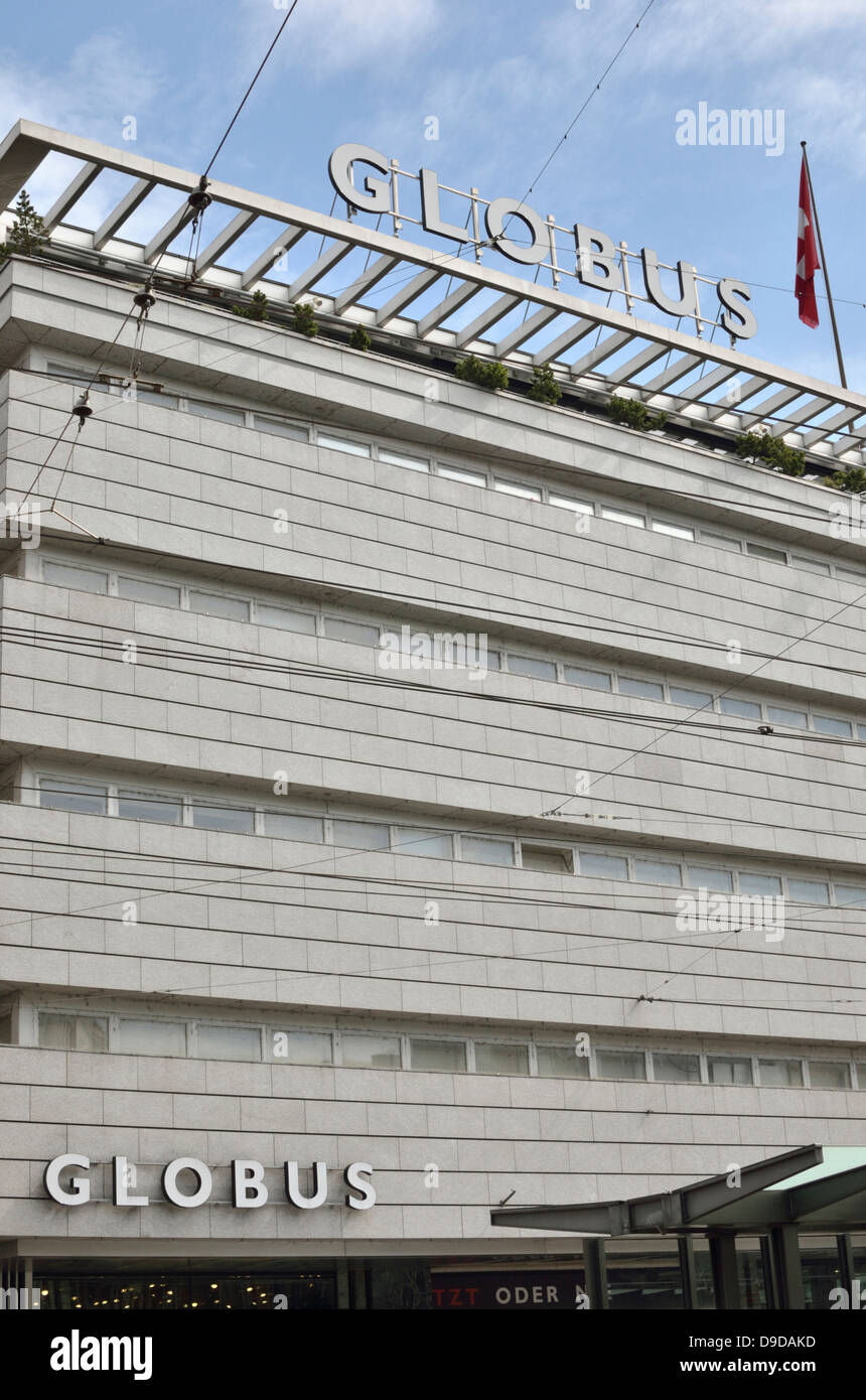 Switzerland zurich globus department store hi-res stock photography and ...