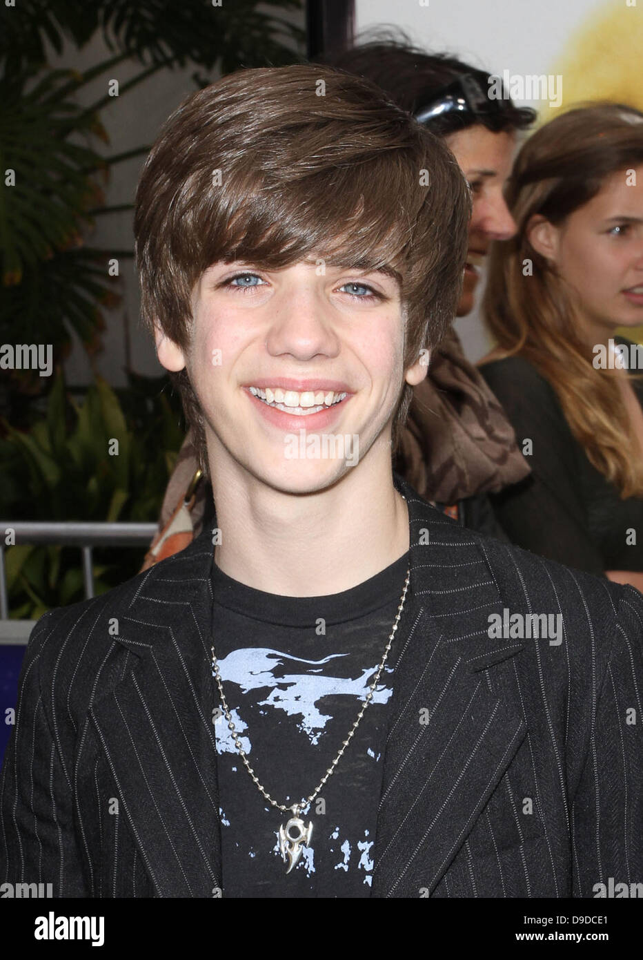 Brandon Tyler Russell Los Angeles premiere of 'Hop' at Universal ...