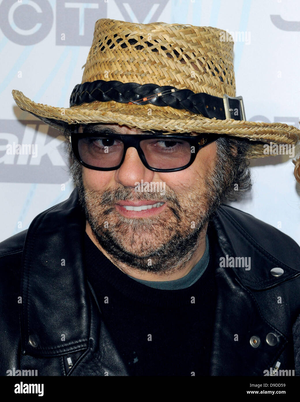Daniel Lanois 2011 JUNO Awards held at the Air Canada Centre - Arrivals ...