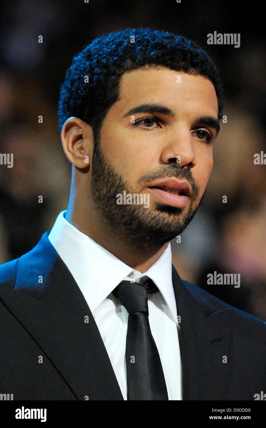 Drake 2011 JUNO Awards held at the Air Canada Centre - Show Toronto ...