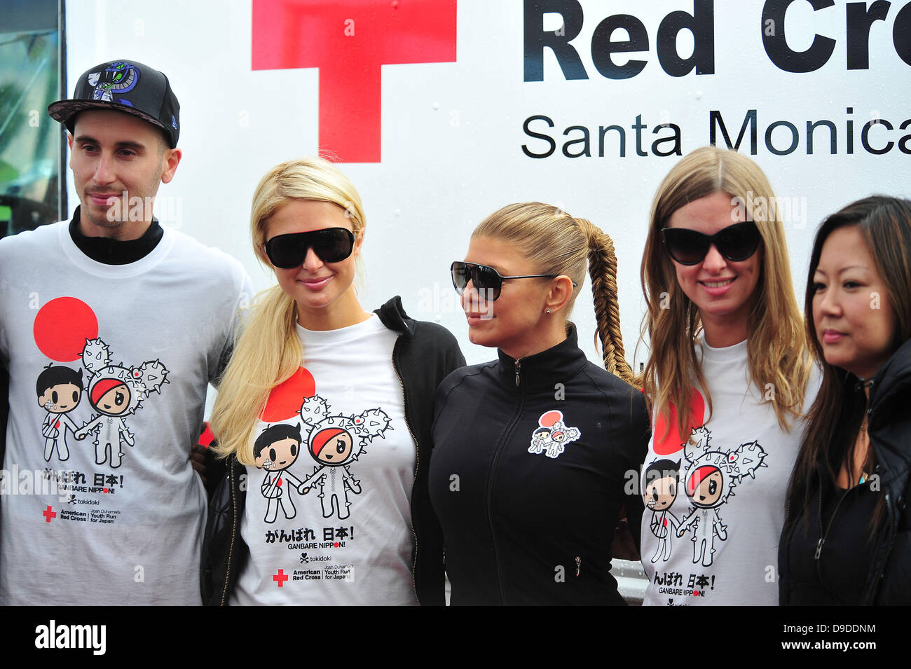 Paris Hilton, Fergie aka Stacy Ferguson and Nicky Hilton Celebrities ...