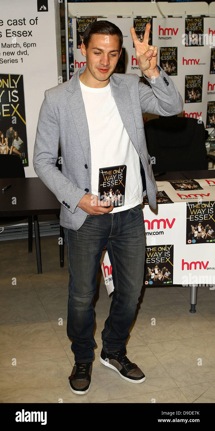 Kirk Norcross 'The Only Way Is Essex' cast promote and sign copies of ...