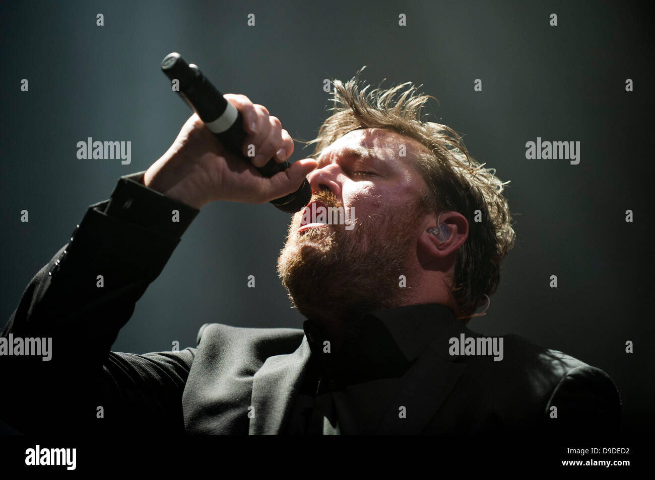 Elbow live o2 arena hi-res stock photography and images - Alamy
