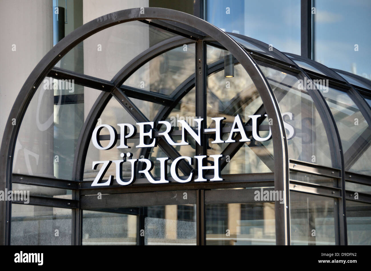 Opernhaus (Opera House), Zurich, Switzerland Stock Photo - Alamy