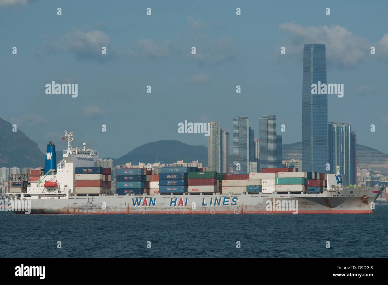 Pacific international lines hi-res stock photography and images - Alamy