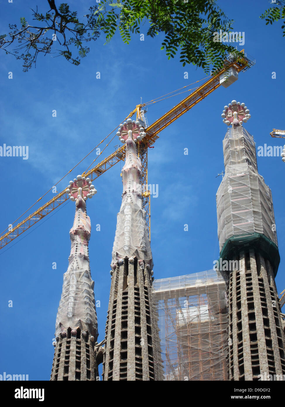 La sagrada familia spires, Barcelona Stock Photo - Alamy
