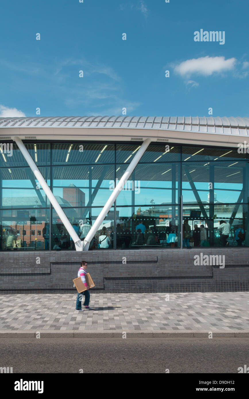 Stoke Bus Station, Stoke on Trent, United Kingdom. Architect: Grimshaw ...