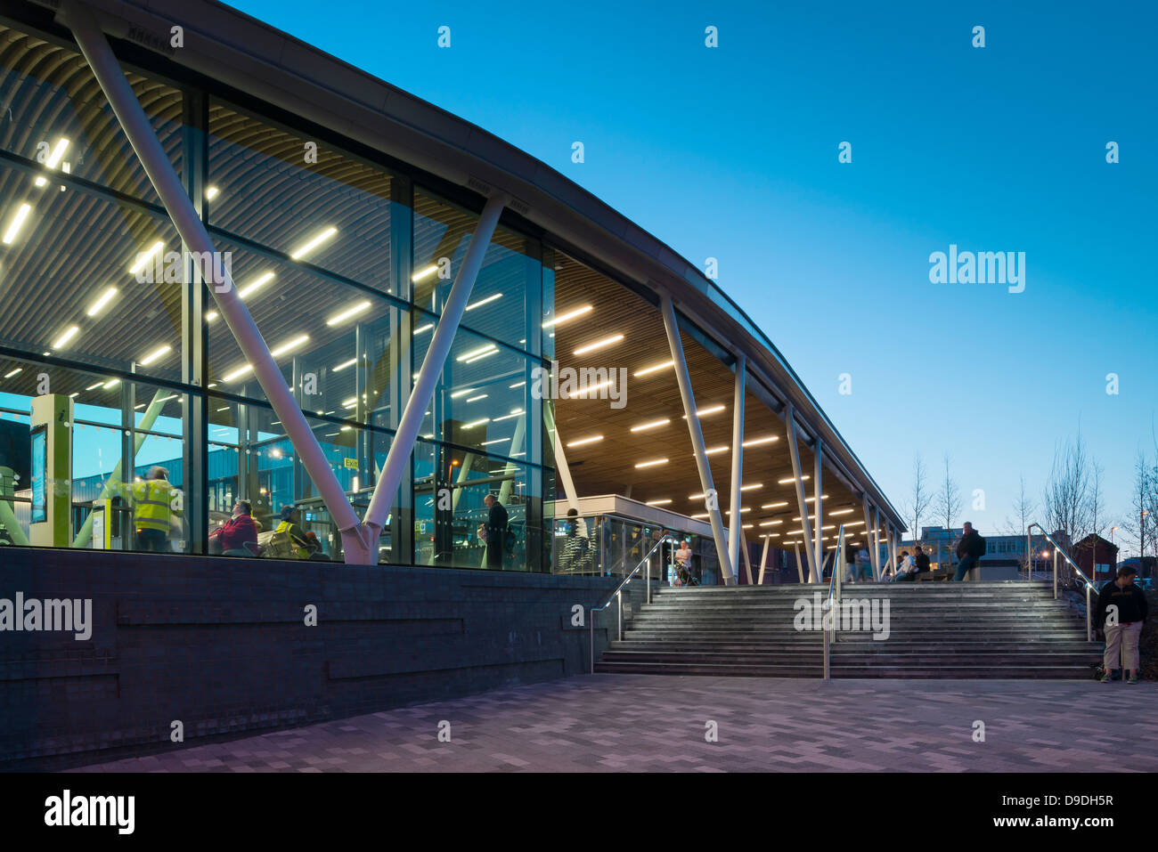 Stoke Bus Station, Stoke on Trent, United Kingdom. Architect: Grimshaw ...