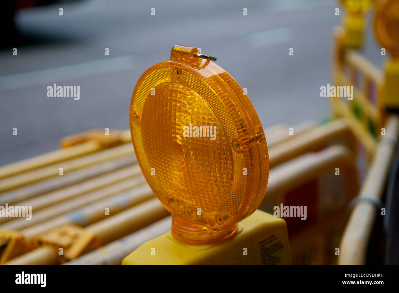A yellow warning street light Stock Photo - Alamy