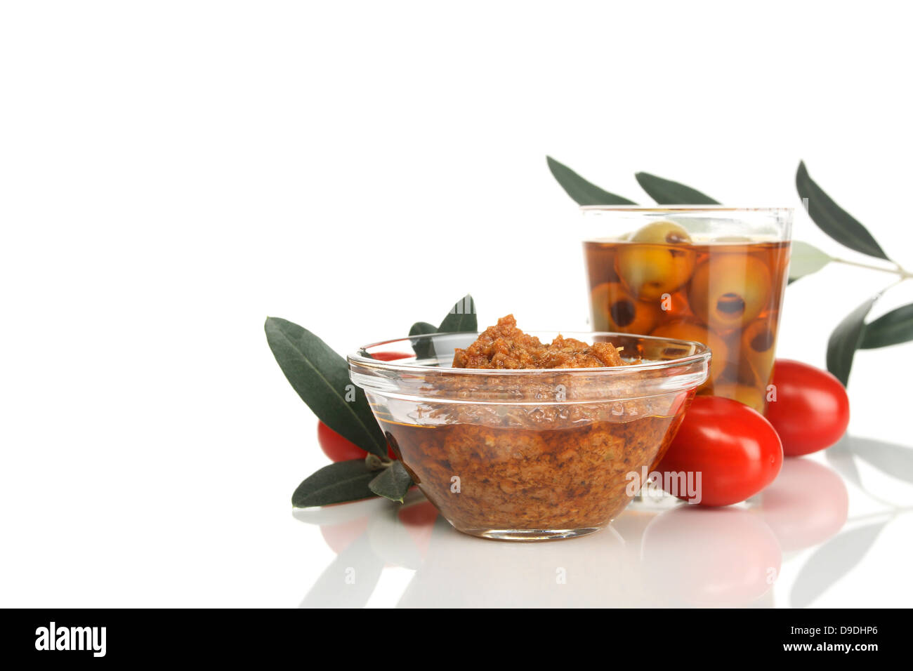 Pesto with olives and tomatoes Stock Photo - Alamy