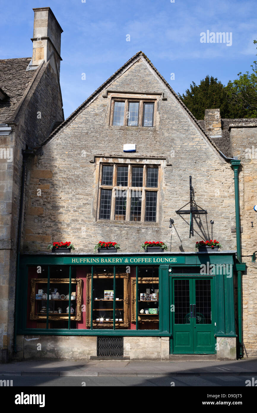 Huffkins Tea Rooms and bakery Stock Photo - Alamy