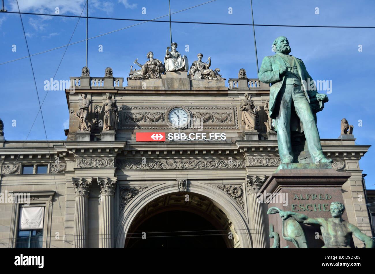 Zurich main railway station (Hauptbahnhof), Switzerland Stock Photo - Alamy