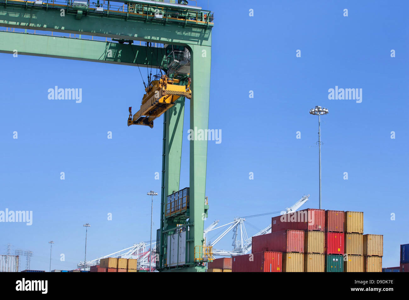 Overhead crane port hi-res stock photography and images - Alamy