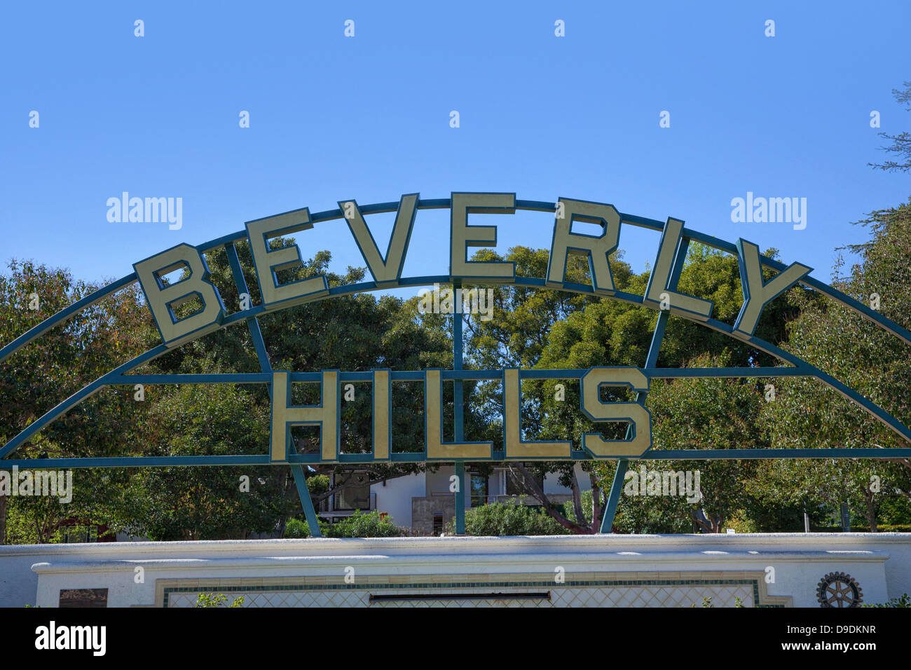 Beverly Hills entrance sign Stock Photo - Alamy
