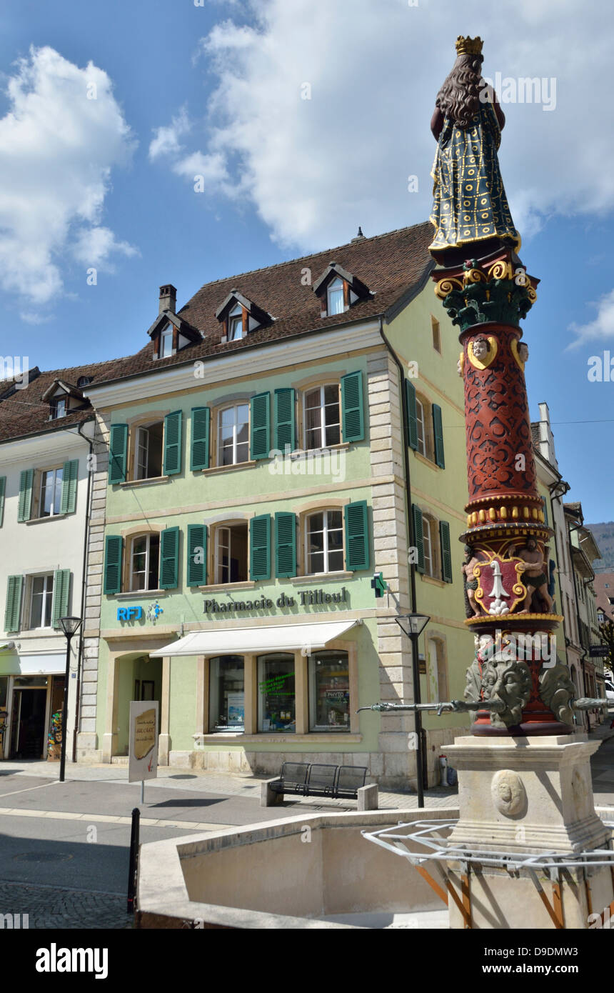 Fontaine de la Vierge in Place de la Liberté, Delémont, Jura ...