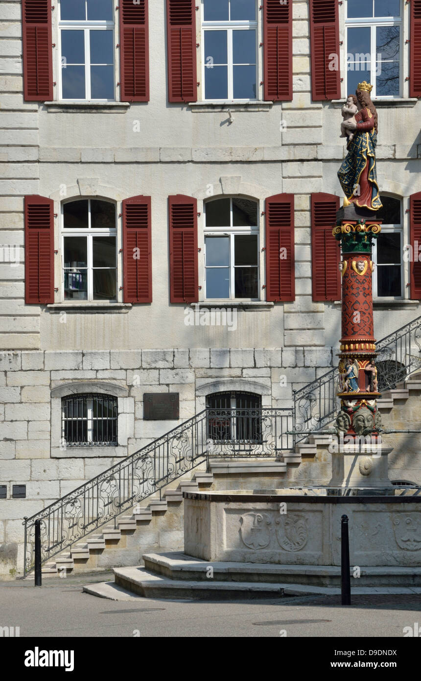 Hôtel de Ville (Town Hall) and Fontaine de la Vierge, Delémont, Jura ...